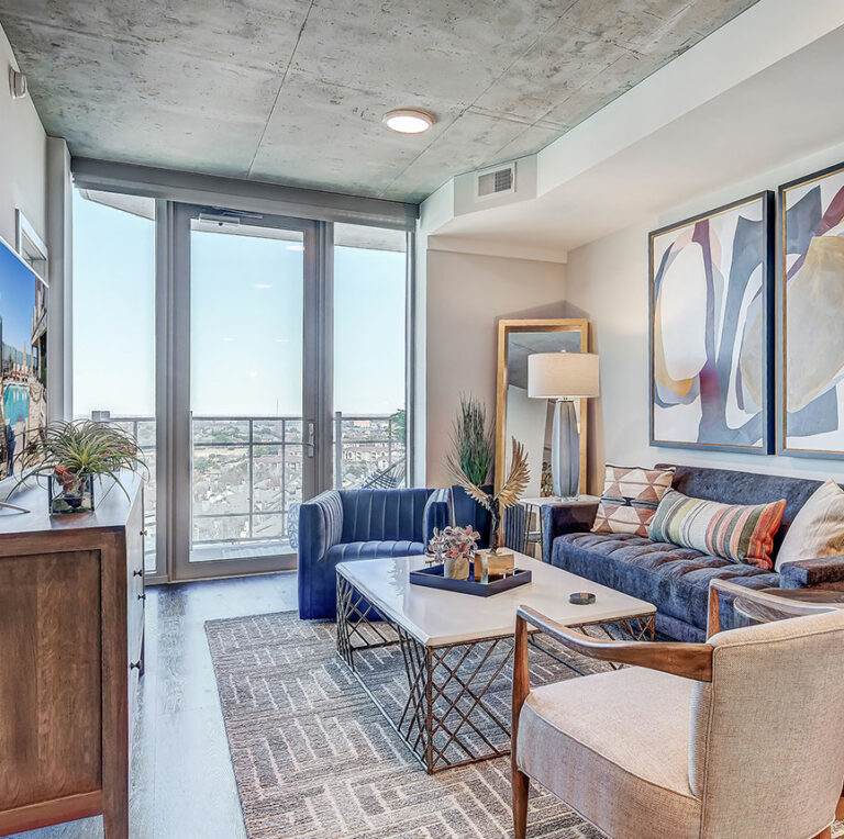 HIGH RISE. HIGH STYLE. | Apartments For Rent In Frisco, TX | SkyHouse ...